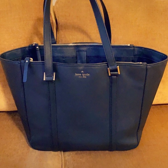 kate spade | Bags | Kate Spade Medium Tote In Black Preloved But In ...